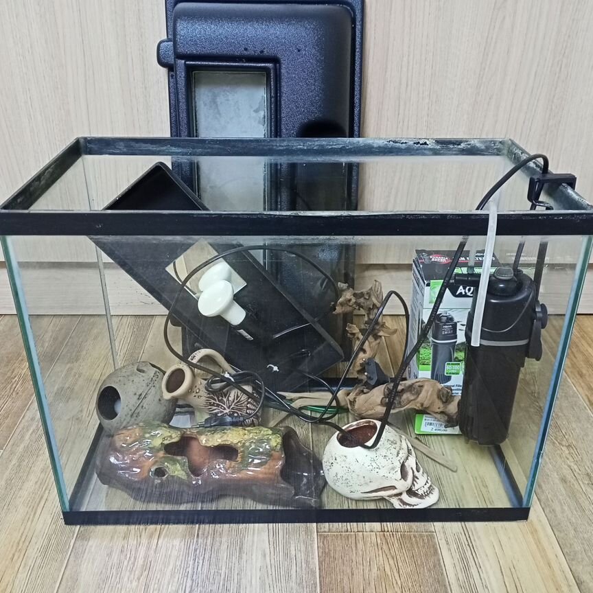 Аквариум с принадлежностями