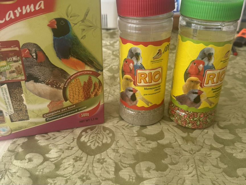 Корм для амадинов и экзотических птиц