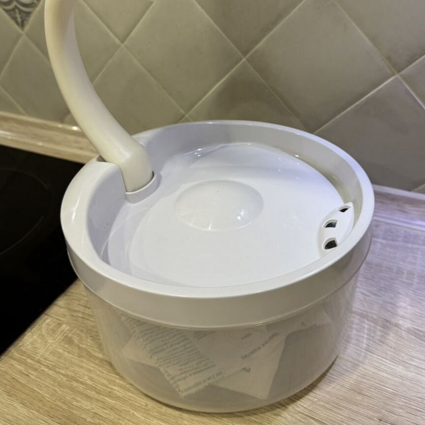 Новая автоматическая поилка для питомца 2л