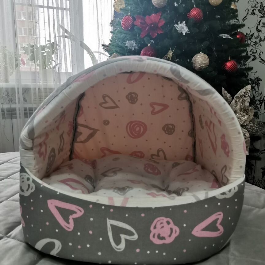 Домик для кошек и собак