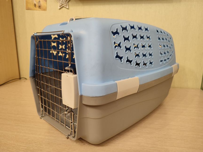 Переноска для собак и кошек