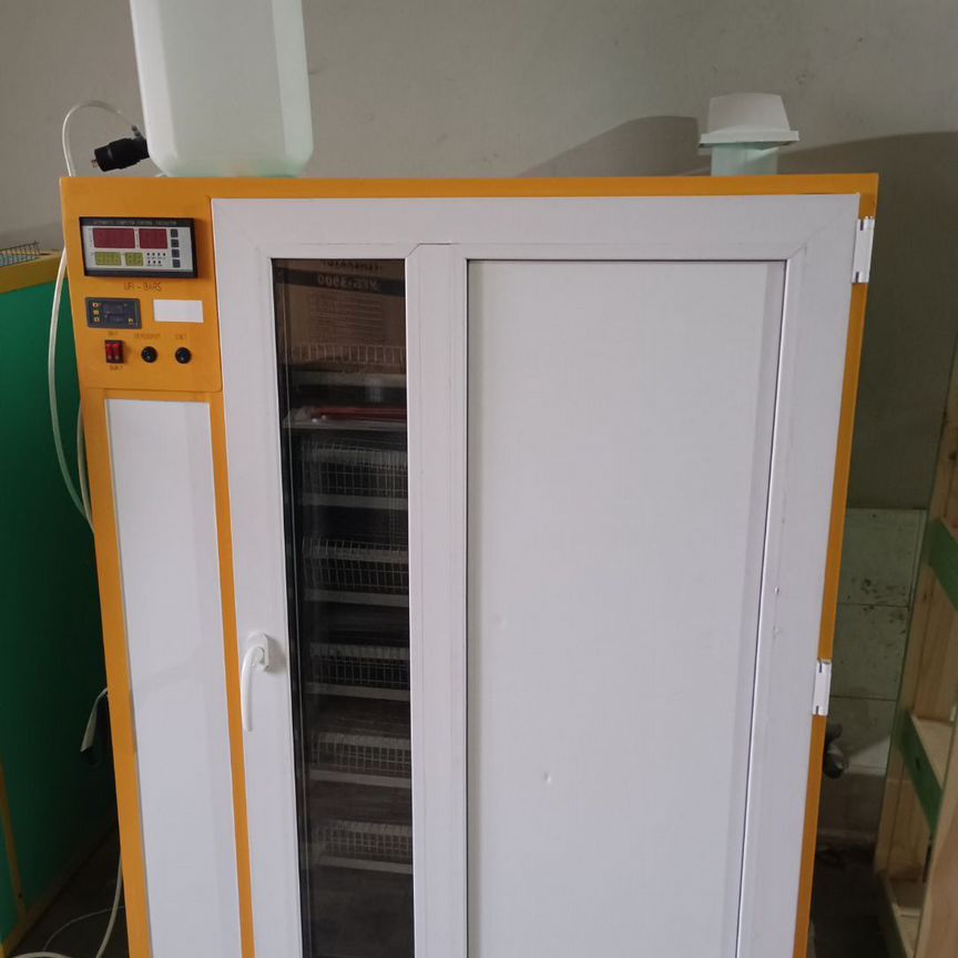 Инкубатор уфи барс на 800 яиц