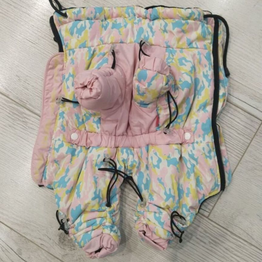 Зимний комбинезон для маленькой собаки