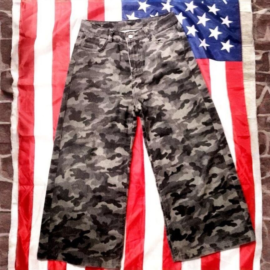 Камуфляжные джинсы широкие y2k