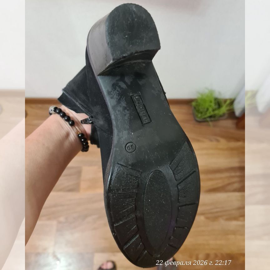 Сапоги женские зимние 39 размер черные