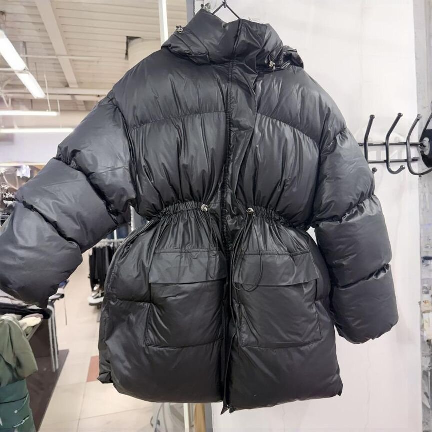 Пуховик женский на кулисках новый s,m,l