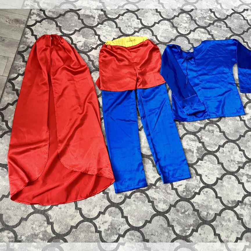 Костюм супергероя взрослый