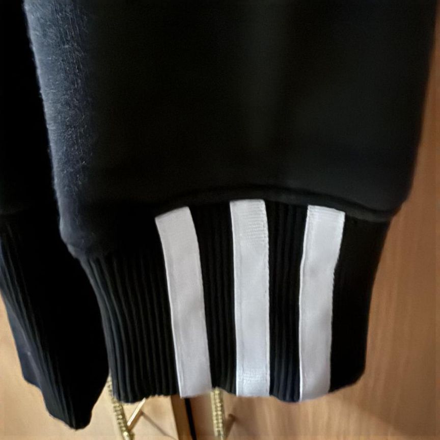 Свитшот adidas originals