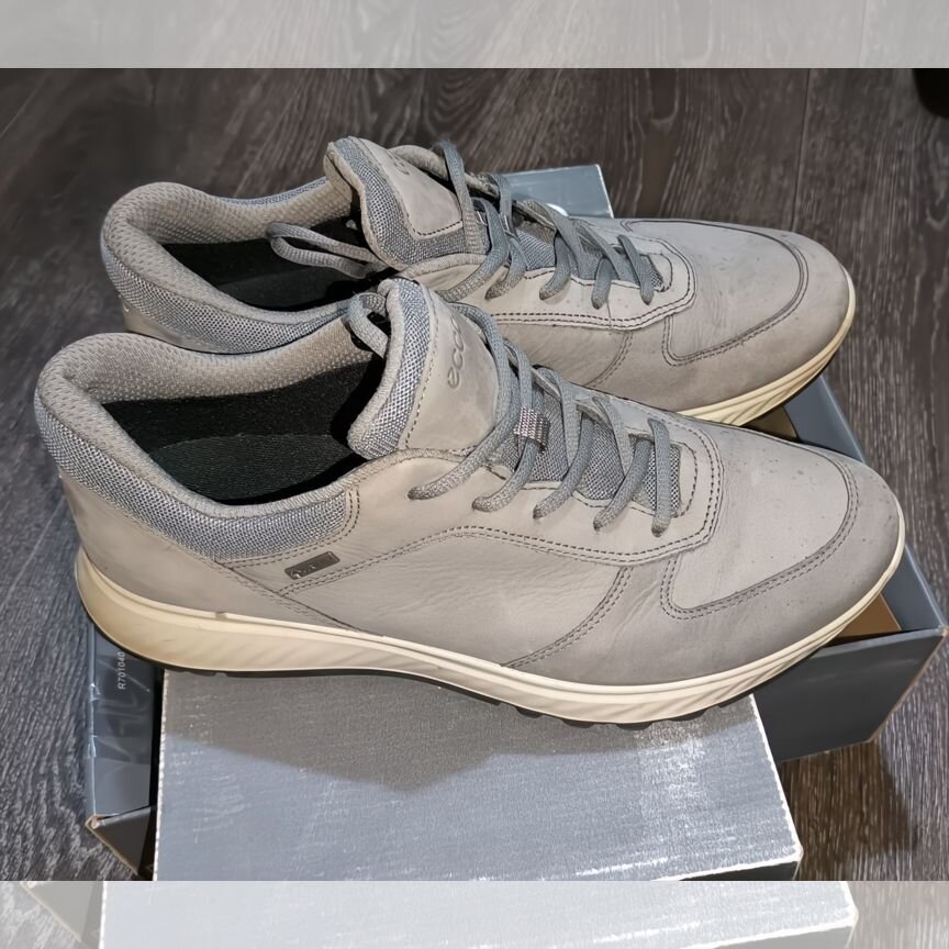 Кроссовки ecco