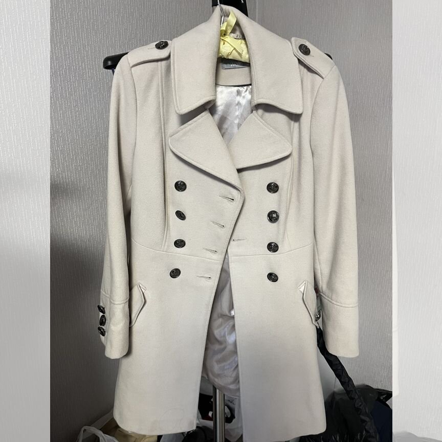 Пальто женское 42 44