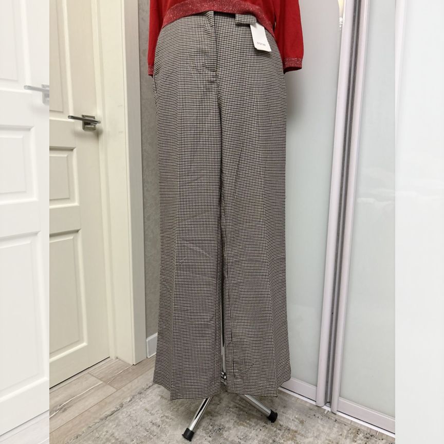 Новые теплые брюки женские на 42 44