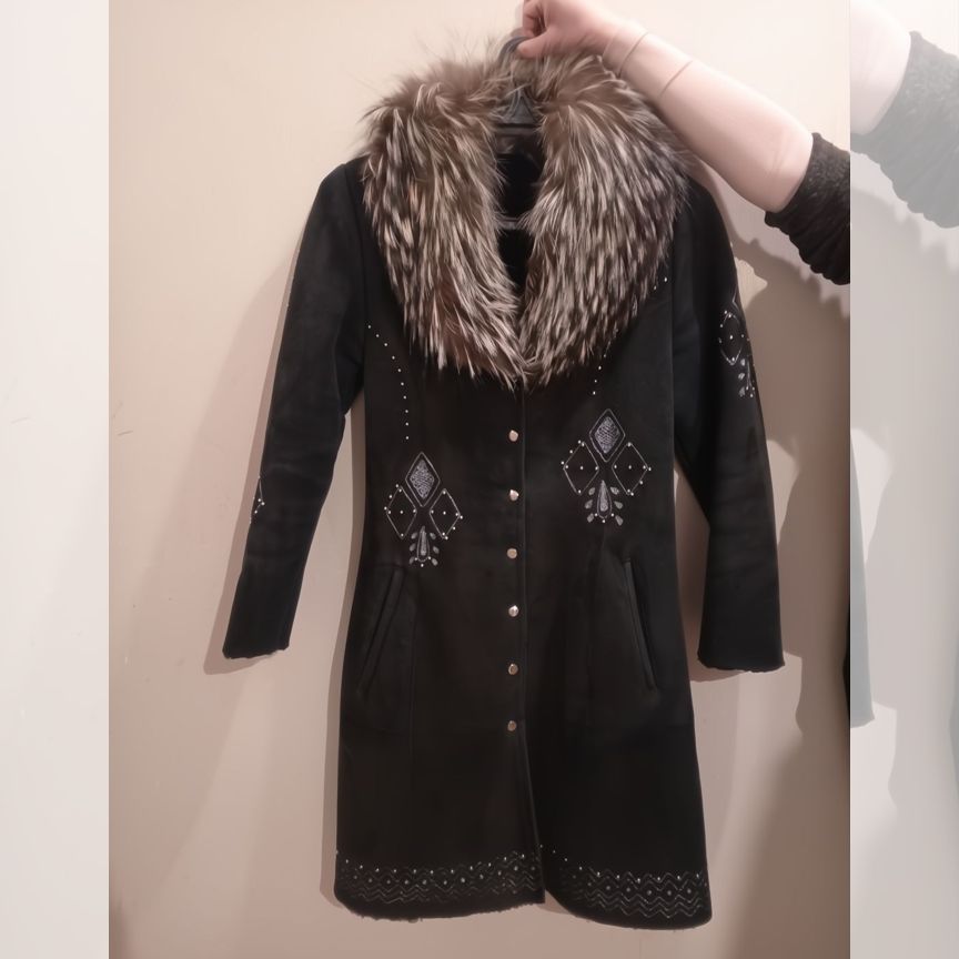 Дубленка натуральная замшевая женская 42 44