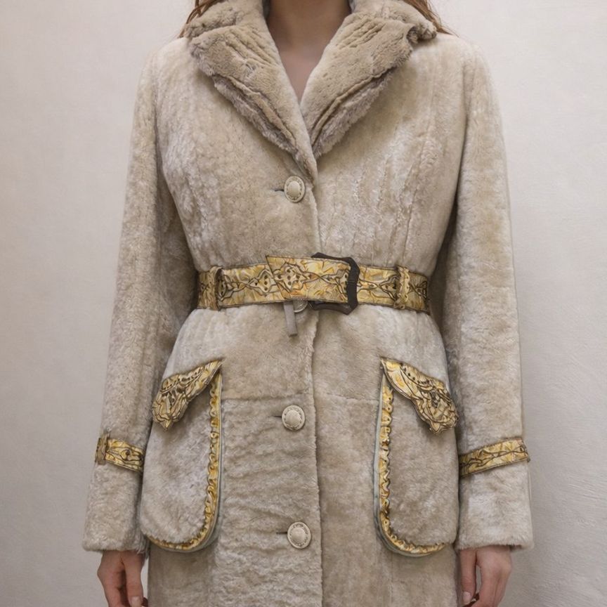 Шуба женская натуральная 48 50